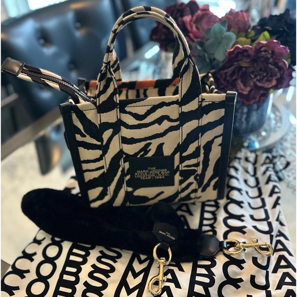 Marc Jacobs | Bags | Limited Edition Marc Jacobs Year Of The Tiger Tote ...